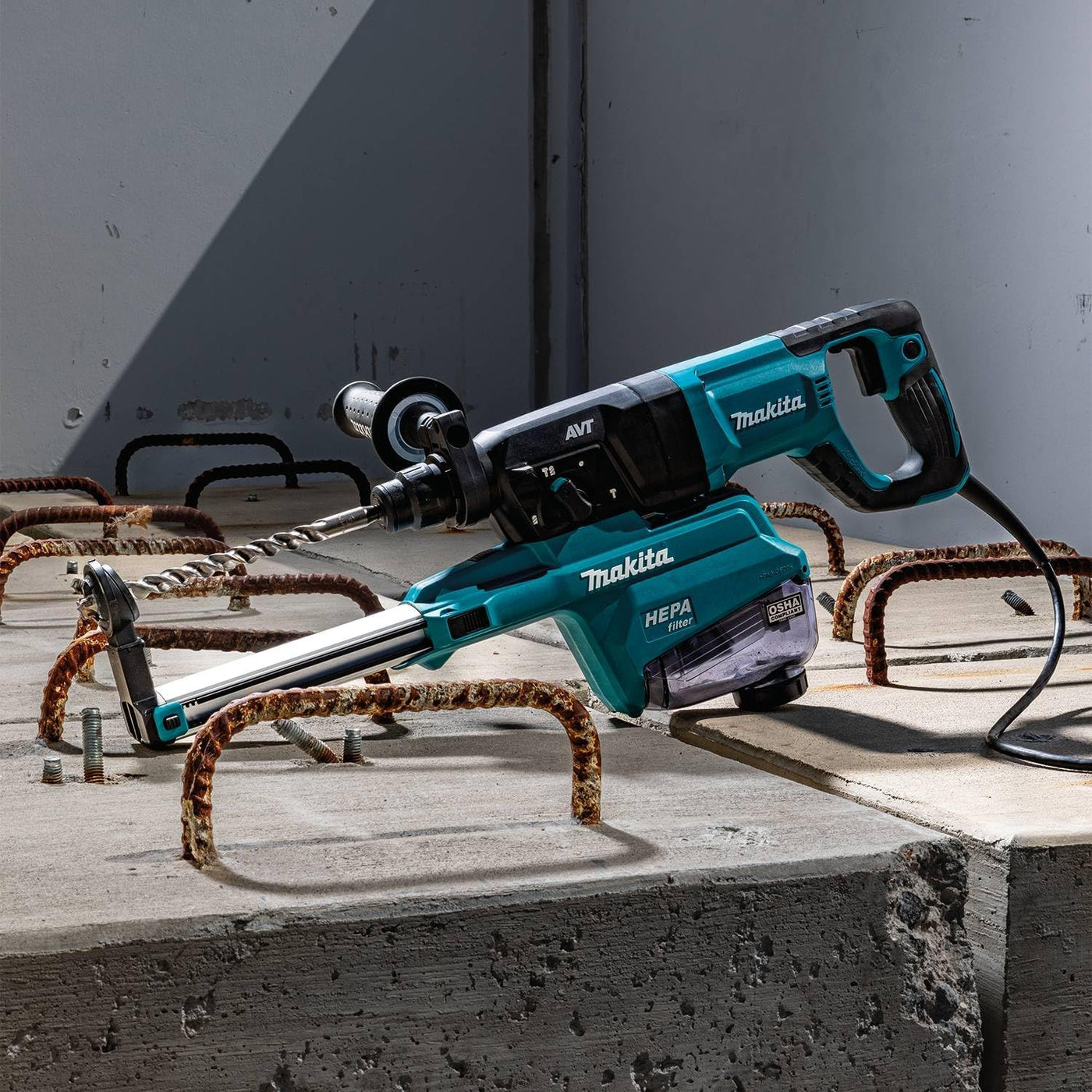 Makita HR2663 1" SDS-PLUS AVT Rotary Hammer, with HEPA Dust Extractor ...