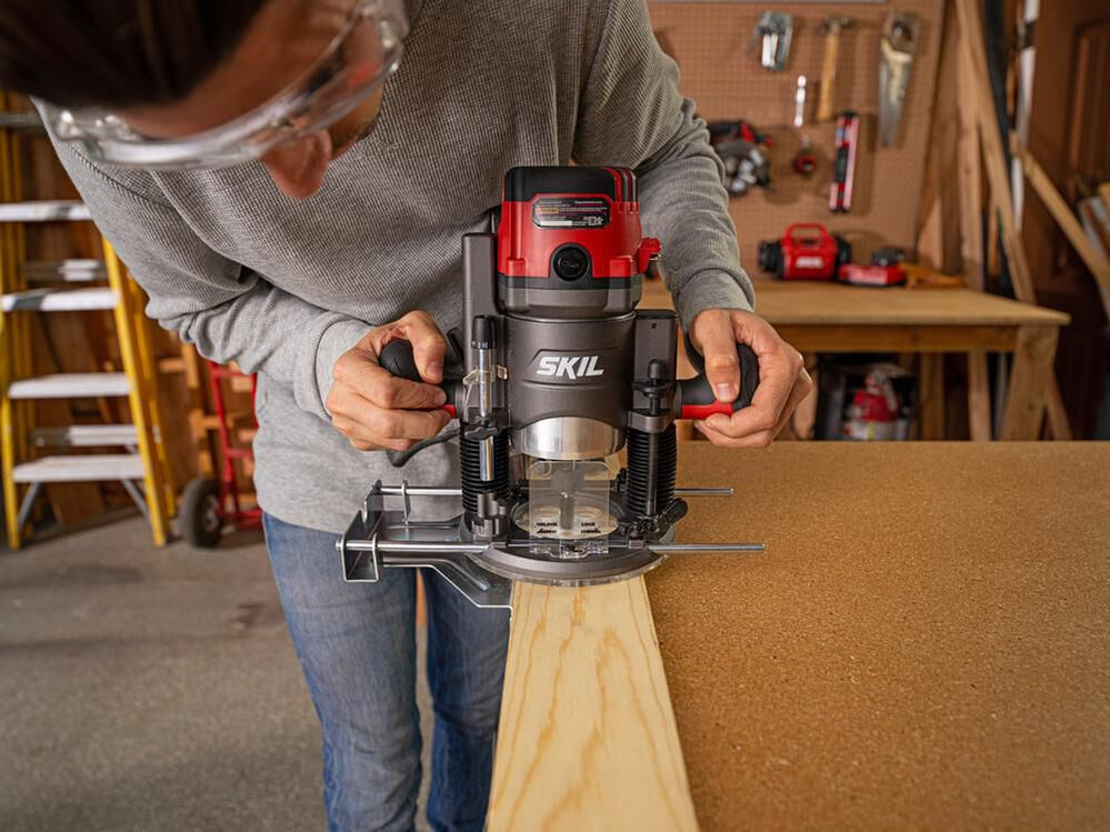 SKIL 14 Amp Plunge and Fixed Base Digital Router — Contractor Tool ...
